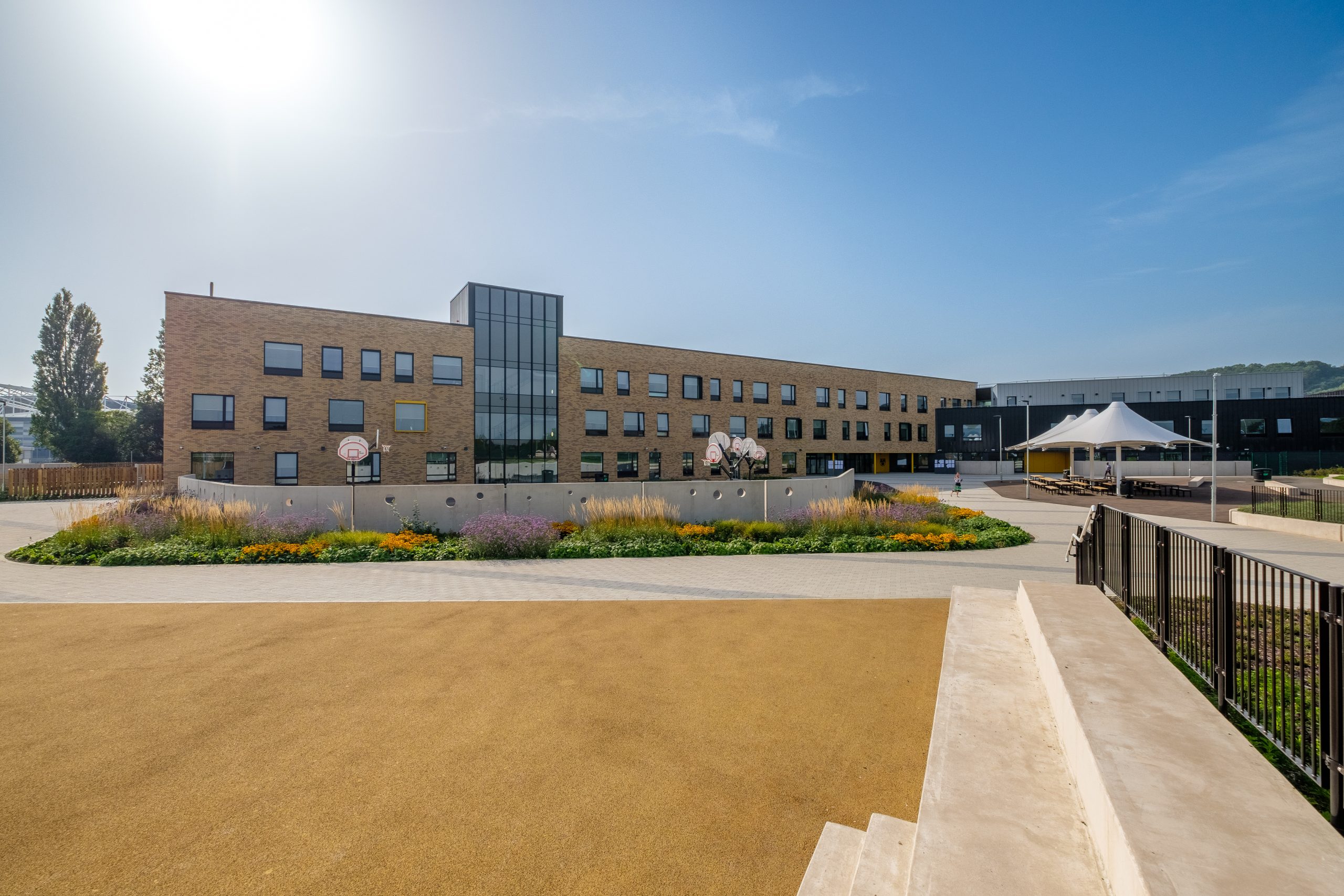 FITZALAN HIGH SCHOOL, CARDIFF - Austin-Smith:Lord
